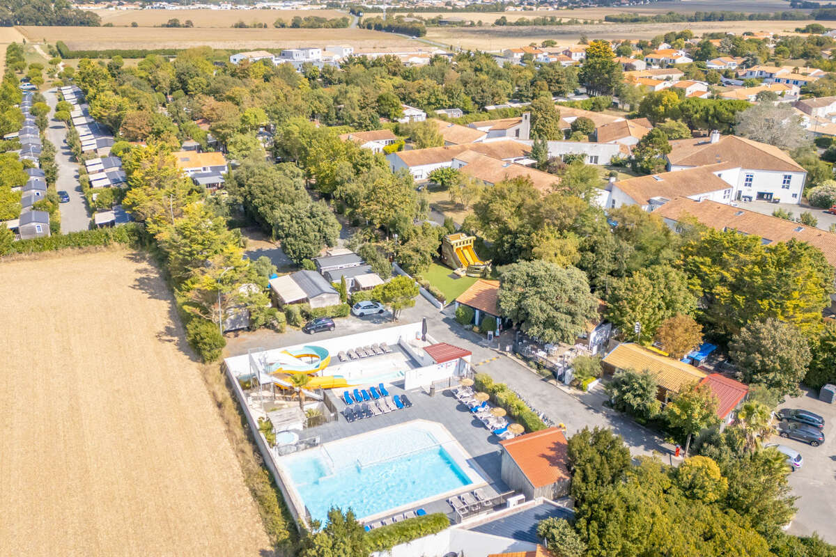 camping-paradis-port-houmeau-la-rochelle-vue-drone (5).d2f7b8ec.jpg
